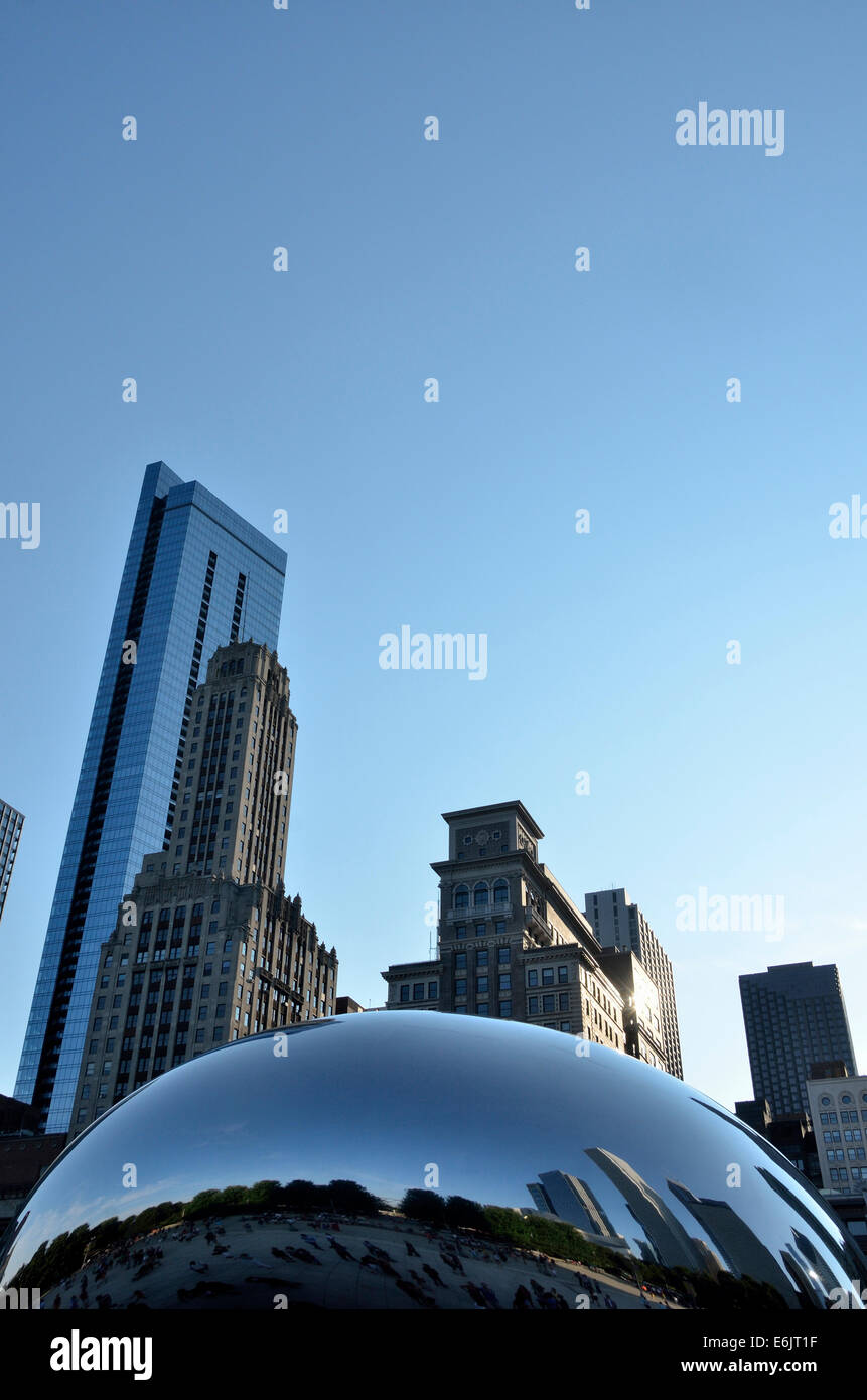 Chicago skyline dusk bean hi-res stock photography and images - Alamy