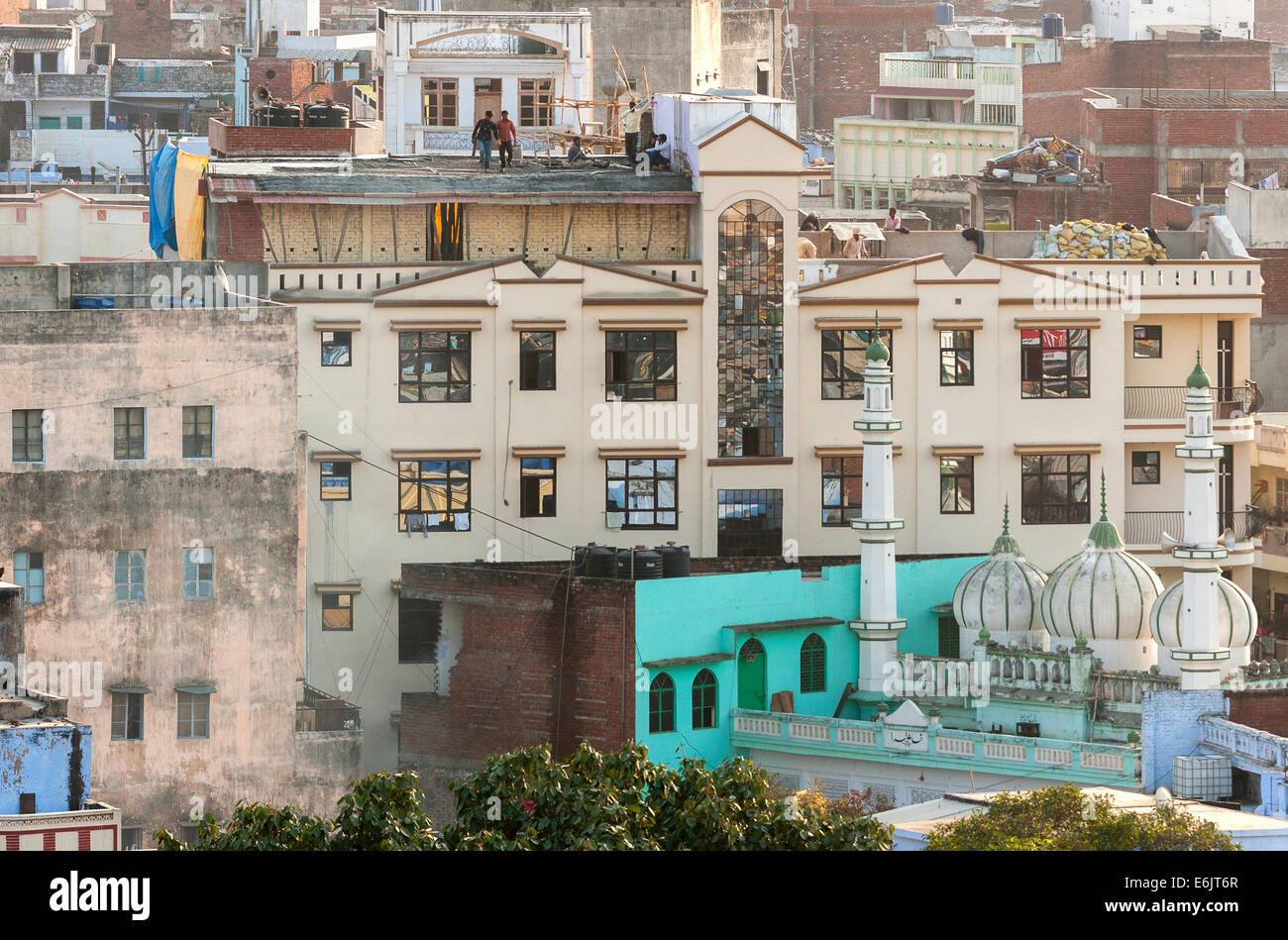 Small mosque india hi-res stock photography and images - Alamy