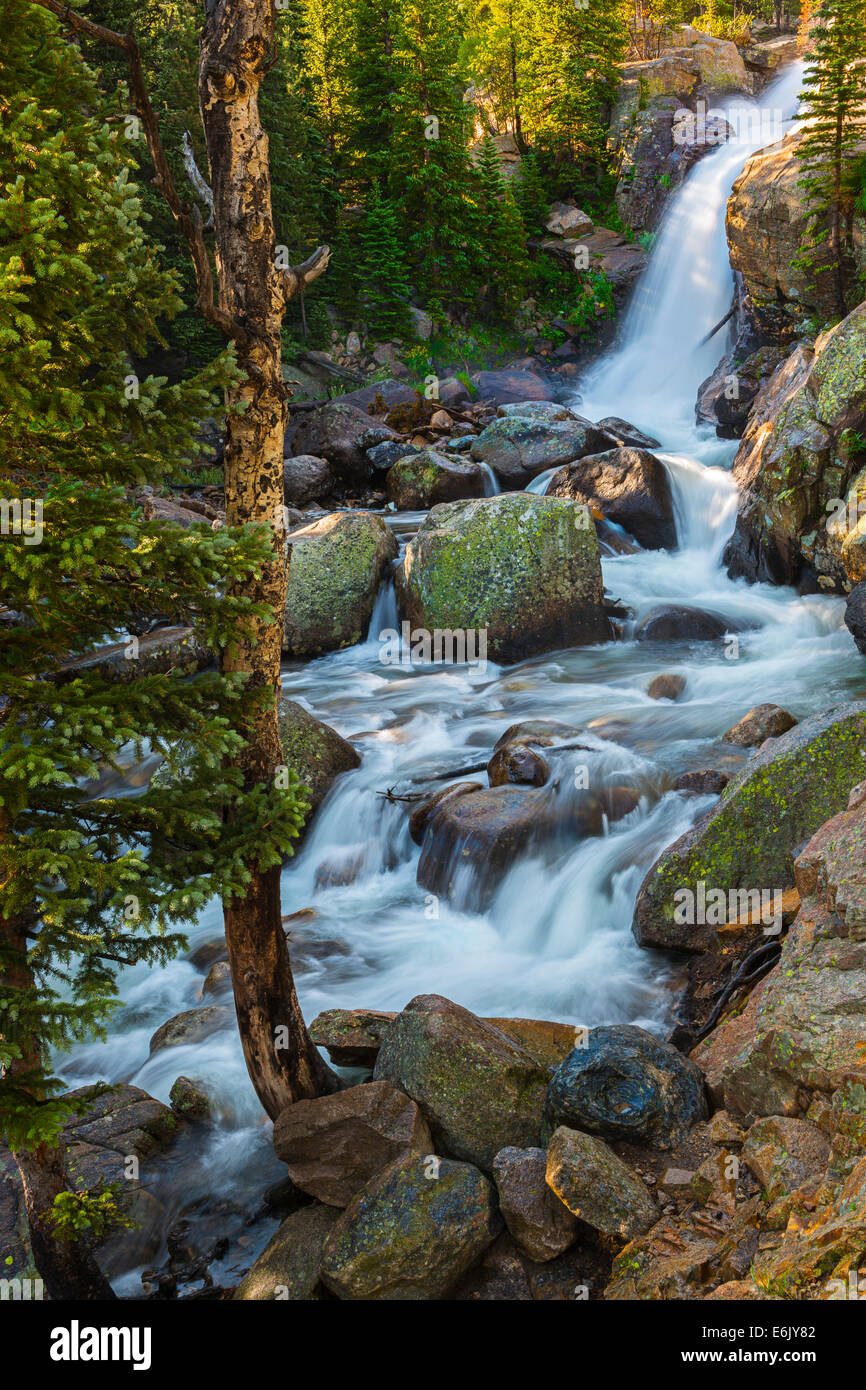 Rocky water fall hi-res stock photography and images - Alamy