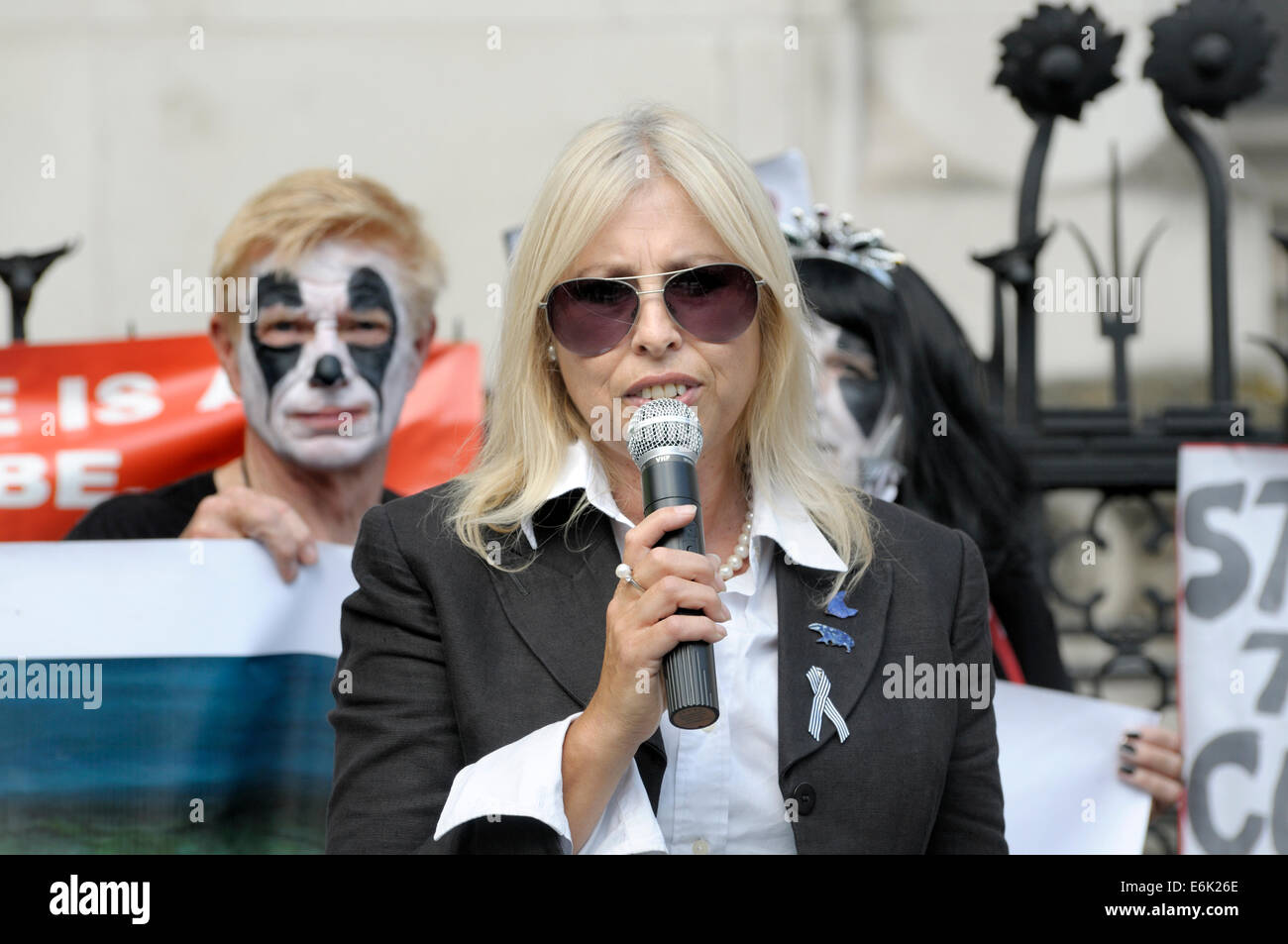 Conservative review hi-res stock photography and images - Alamy