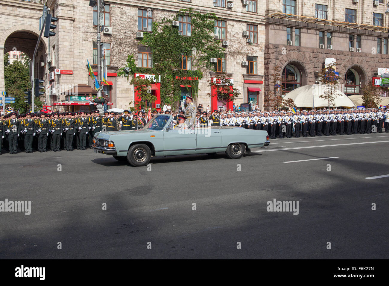 Kiev, Ukraine - 24 aug 2014. Military parade for the Ukrainian ...