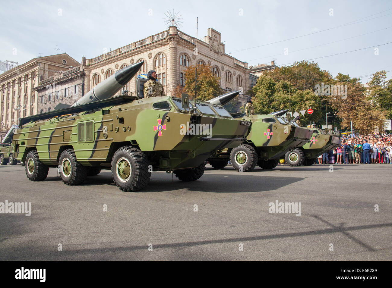 Kiev, Ukraine - 24 aug 2014. Military parade for the Ukrainian ...