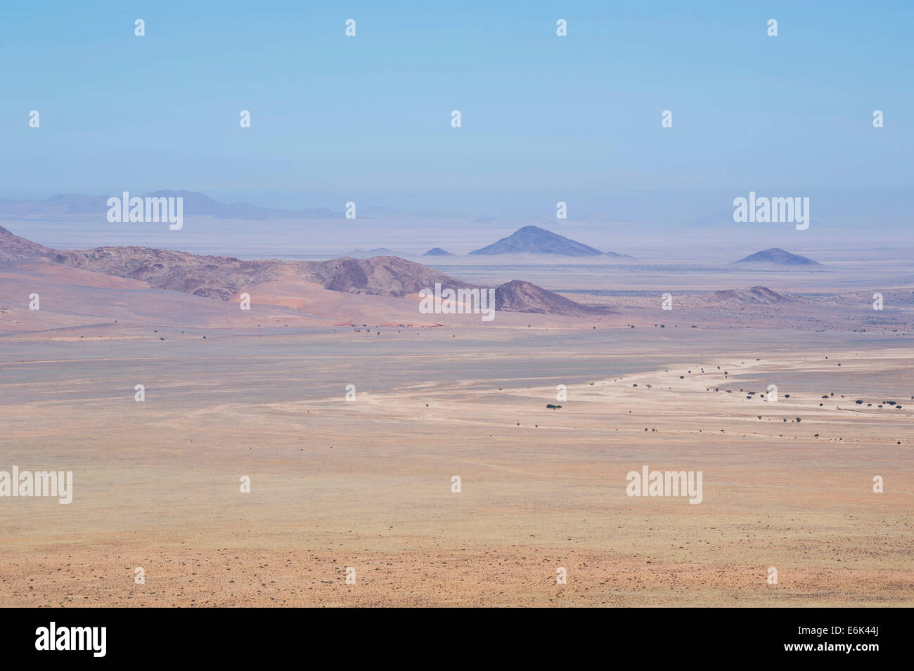 Namib desert landscape namibia hi-res stock photography and images - Alamy