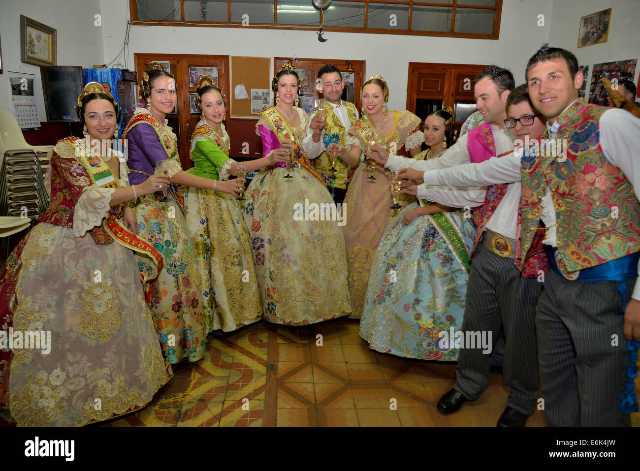 Ceremonial opening of the Falla House by the Falla group "La Font ...