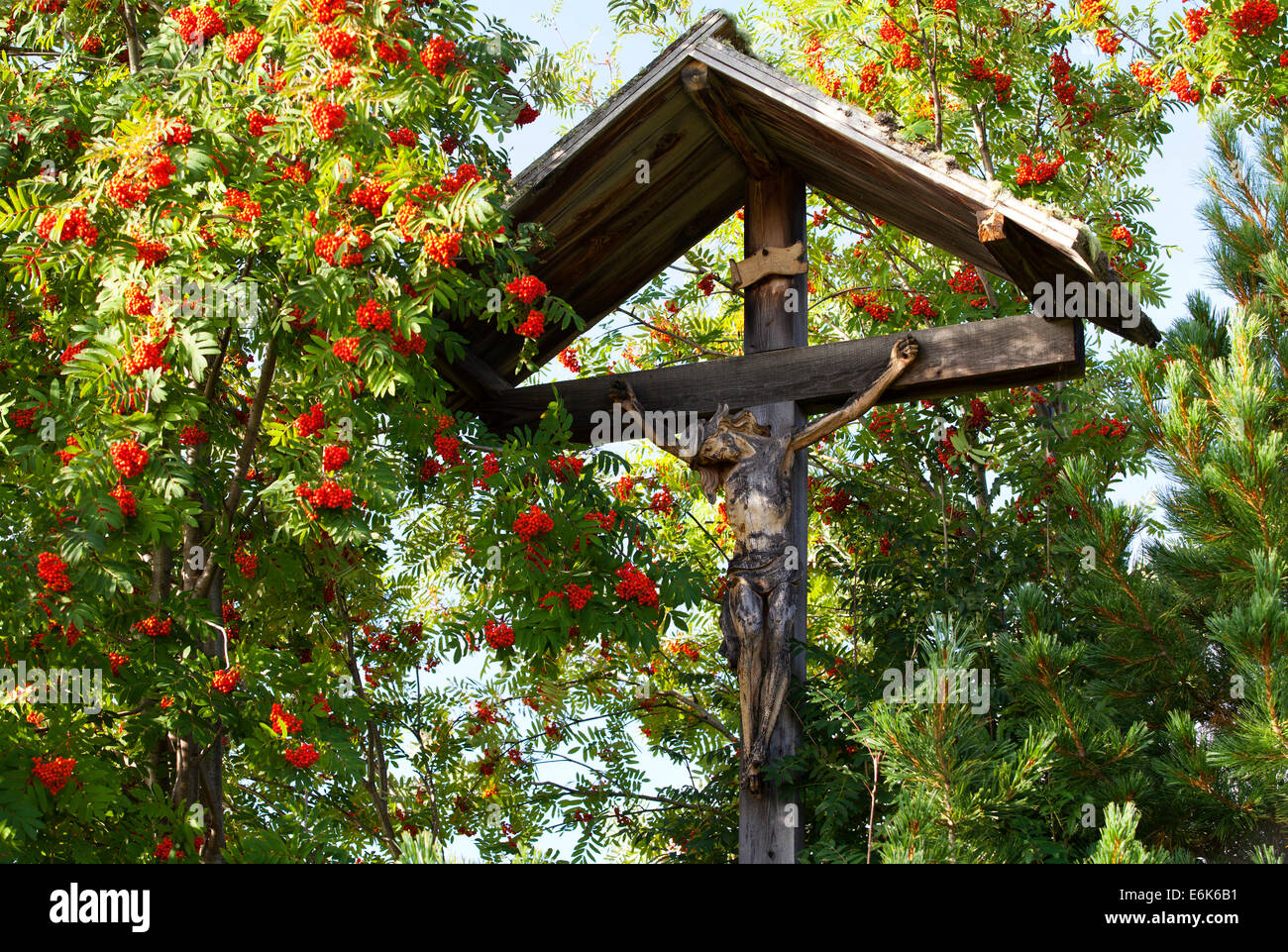 Rowan cross hi-res stock photography and images - Alamy