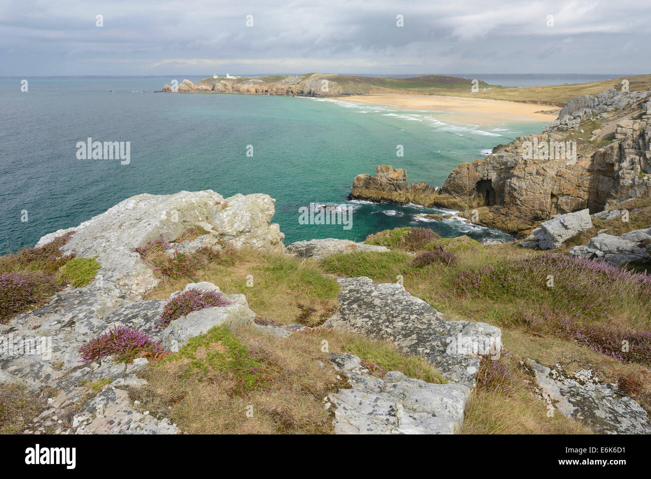 Pointe de Penhir, Crozon peninsula, Département Finistère, Brittany ...