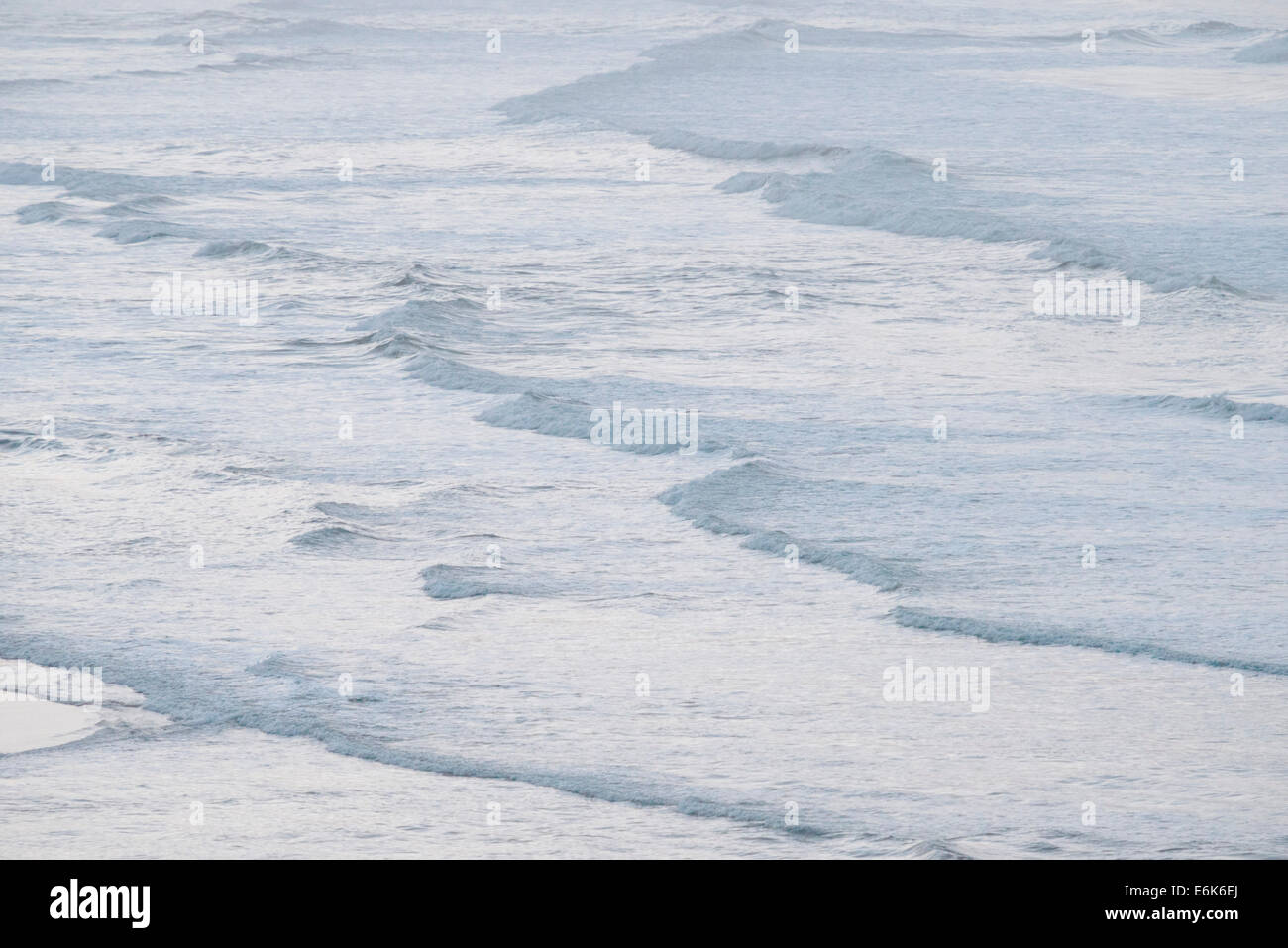 Iceland coast waves hi-res stock photography and images - Alamy