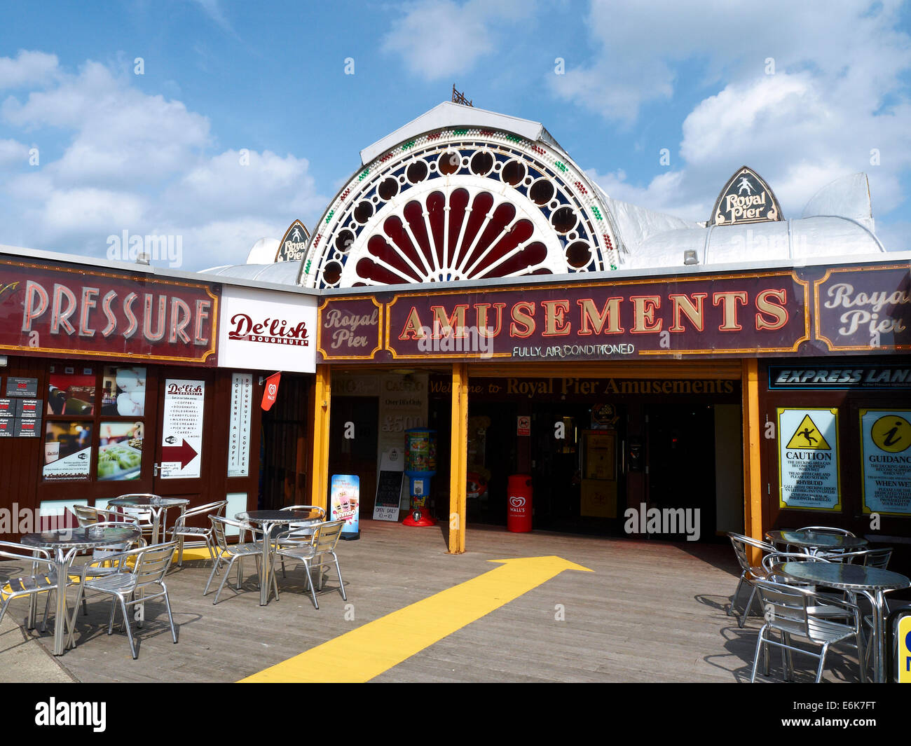Aberystwyth amusement arcade hi-res stock photography and images - Alamy
