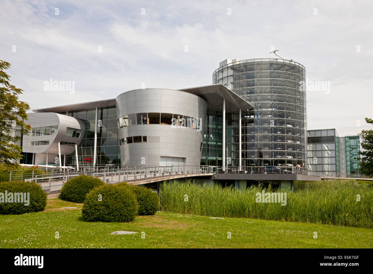 Volkswagen transparent factory hi-res stock photography and images - Alamy