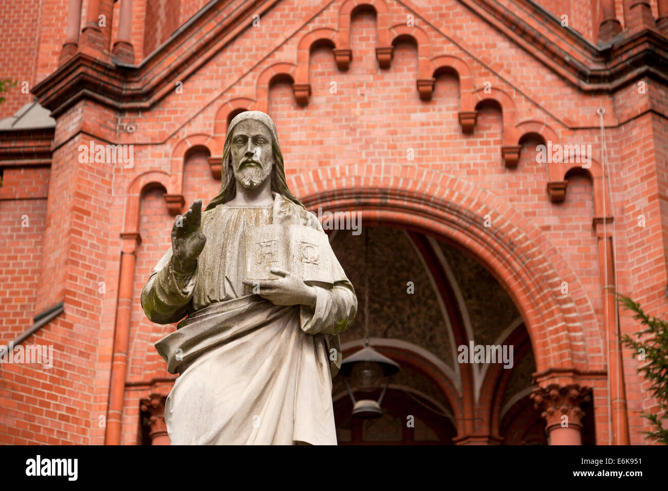Jesus statue europe hi-res stock photography and images - Alamy