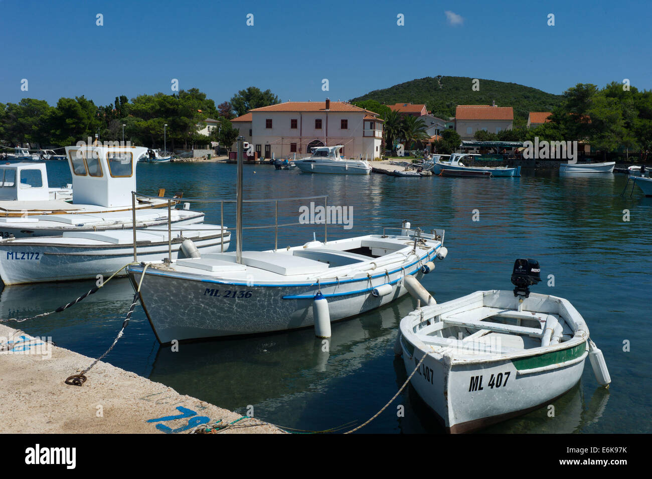 Ilovik town harbour, Ilovik Island, Croatia Stock Photo - Alamy