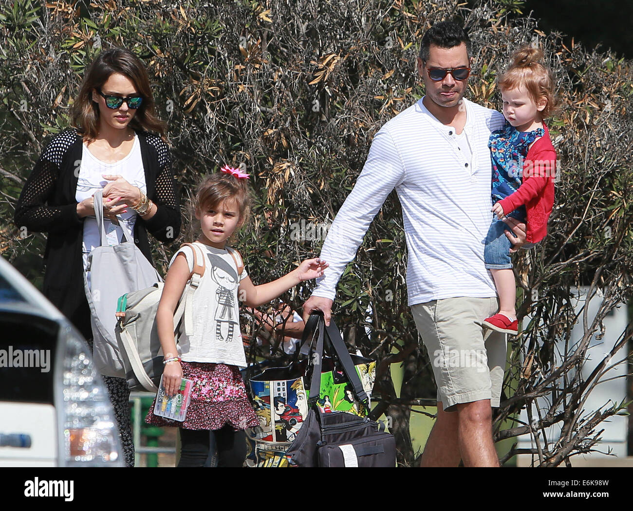 Jessica Alba and husband Cash Warren take daughters Honor and Haven ...
