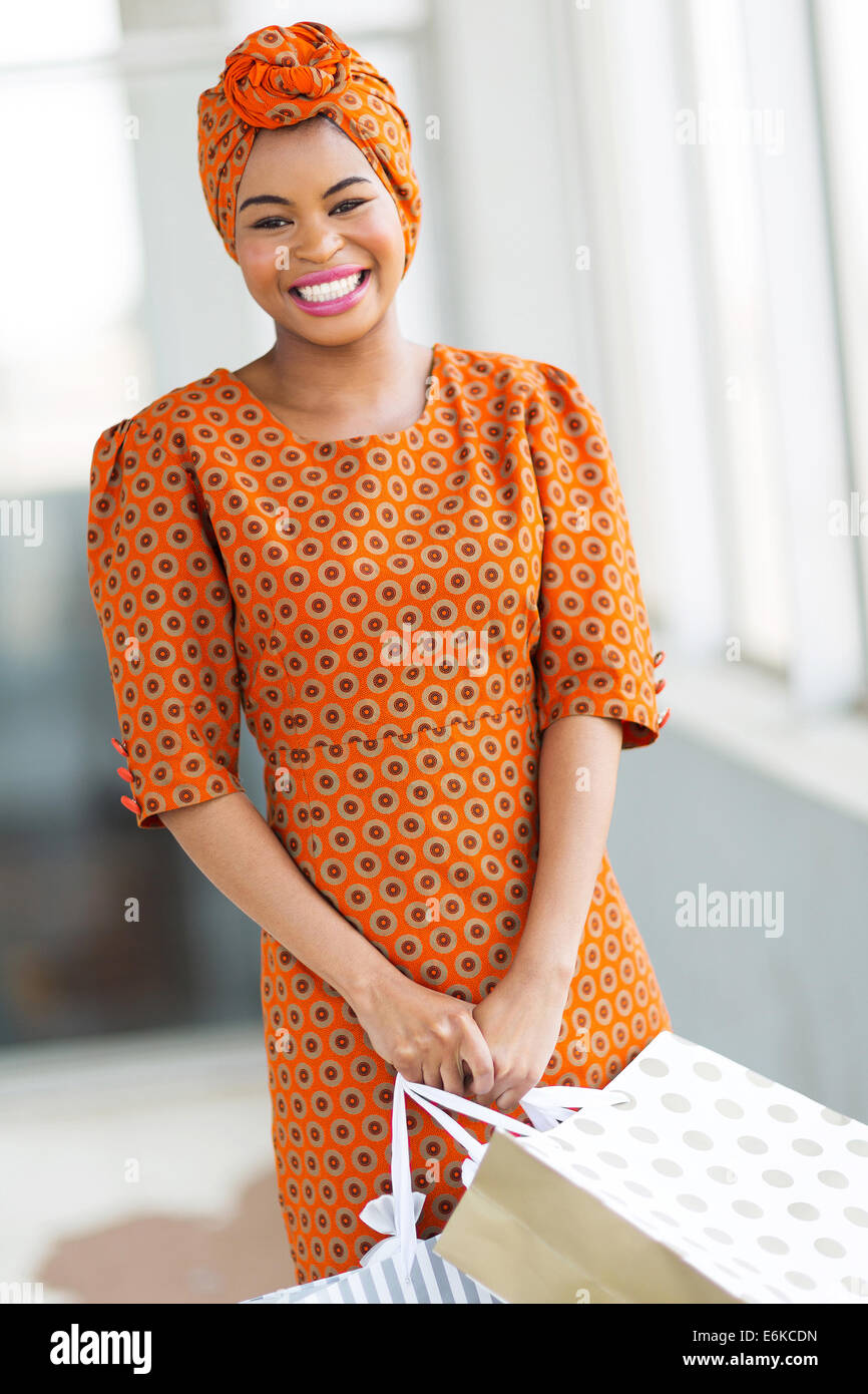 Female shopper hi-res stock photography and images - Alamy