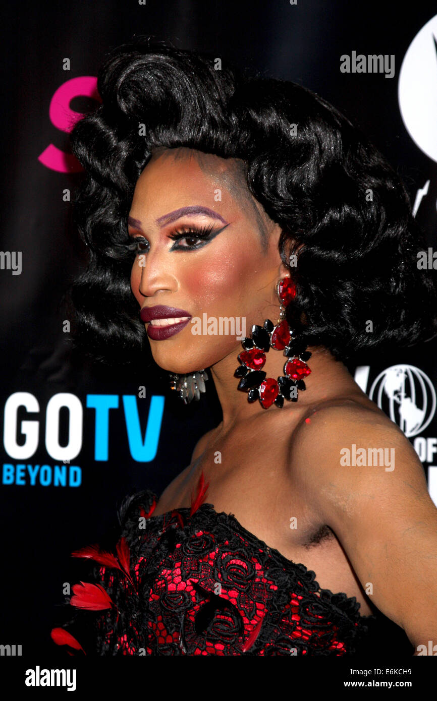 RuPaul's Drag Race Season 6 Premiere Party - Arrivals Featuring ...