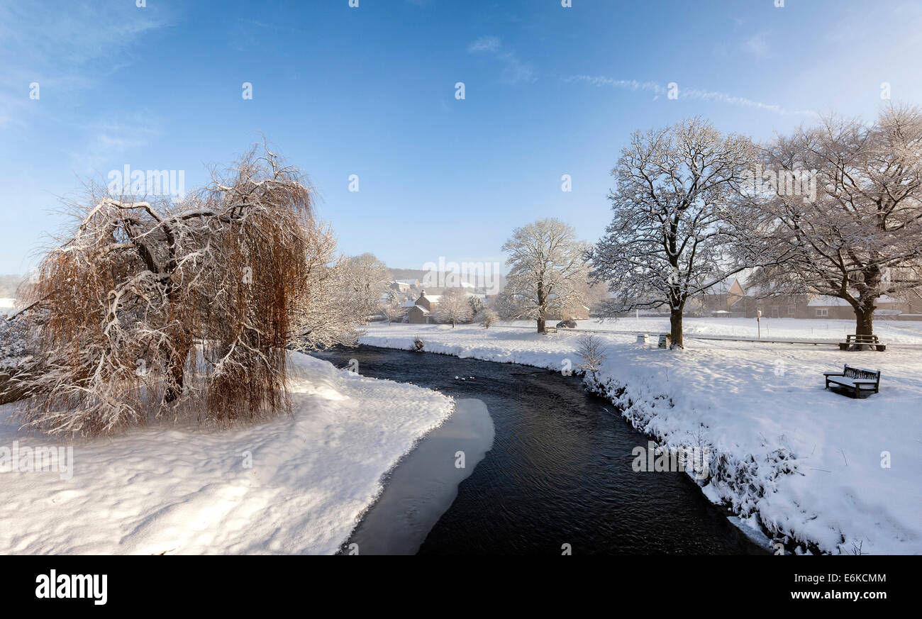 The river seven flowing through Sinnington village Stock Photo - Alamy