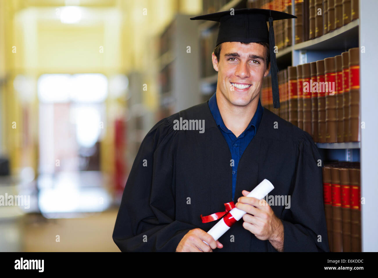Male graduate wearing black hi-res stock photography and images - Alamy