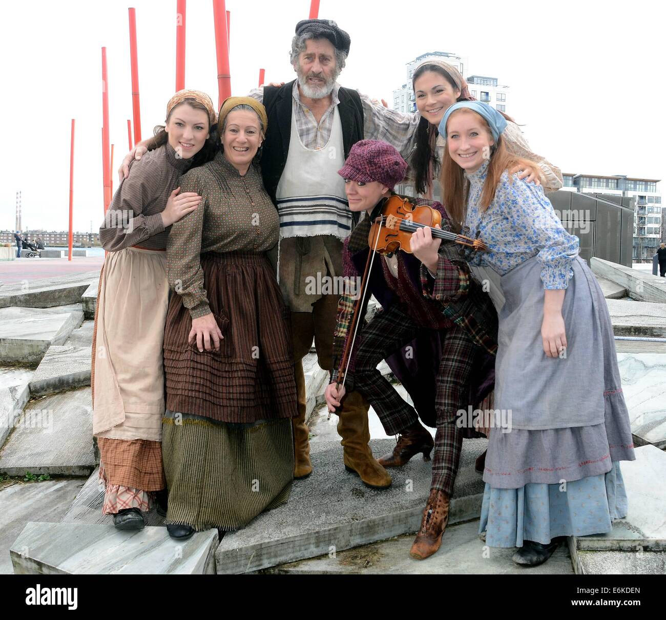 Actor Paul Michael Glaser & the rest of the cast of the musical ...