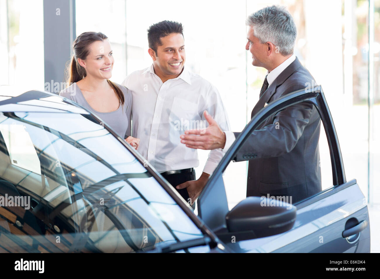 Mature couple happy car hi-res stock photography and images - Alamy