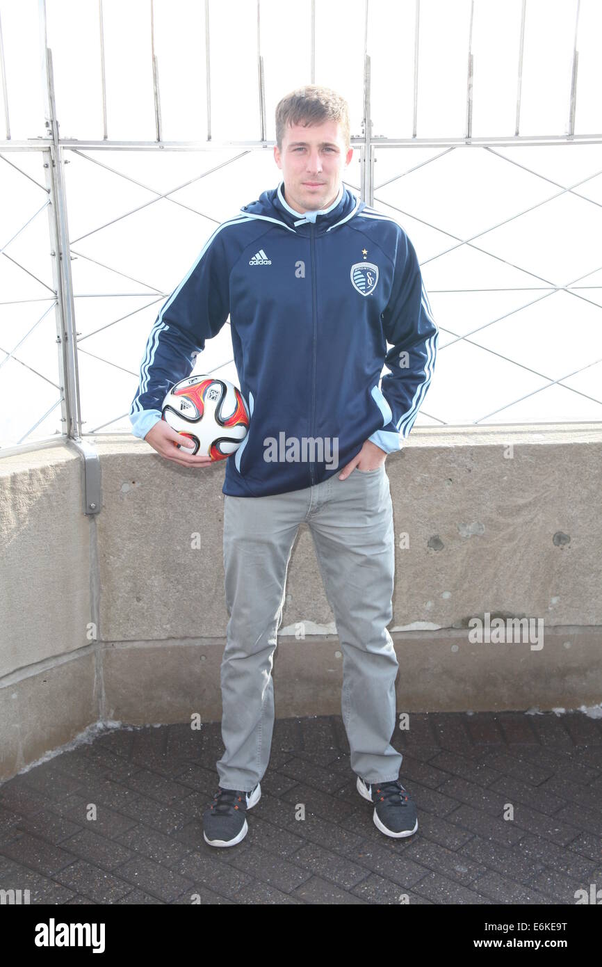 Empire State Building hosts Major League Soccer and U.S. Soccer stars ...