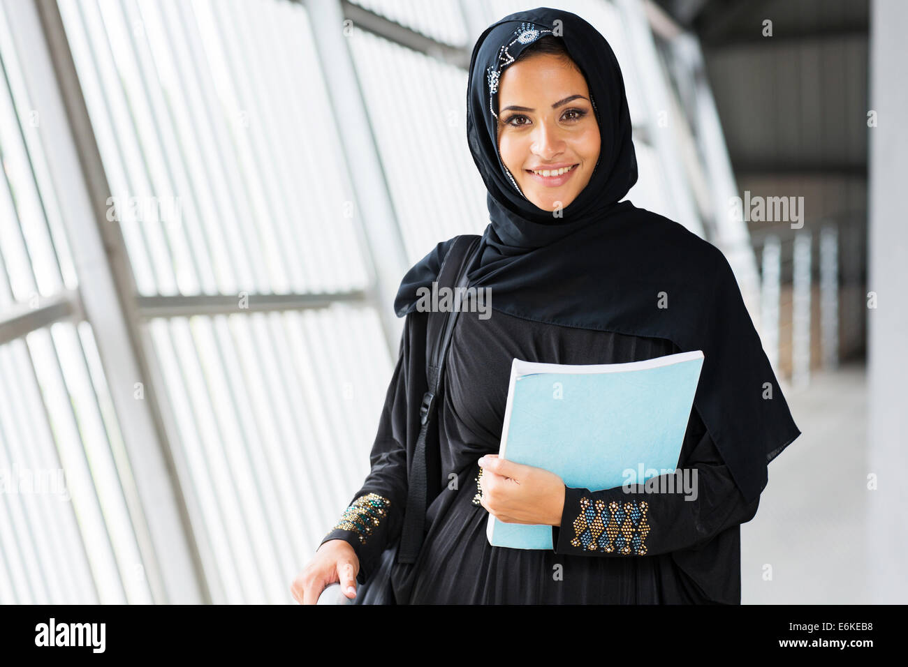 attractive modern Islamic college girl on campus Stock Photo - Alamy