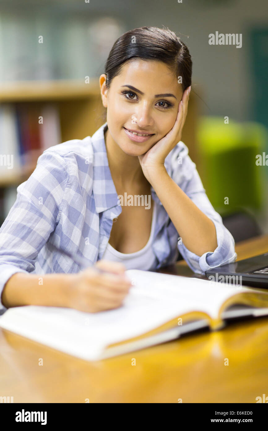 attractive university student in library Stock Photo - Alamy