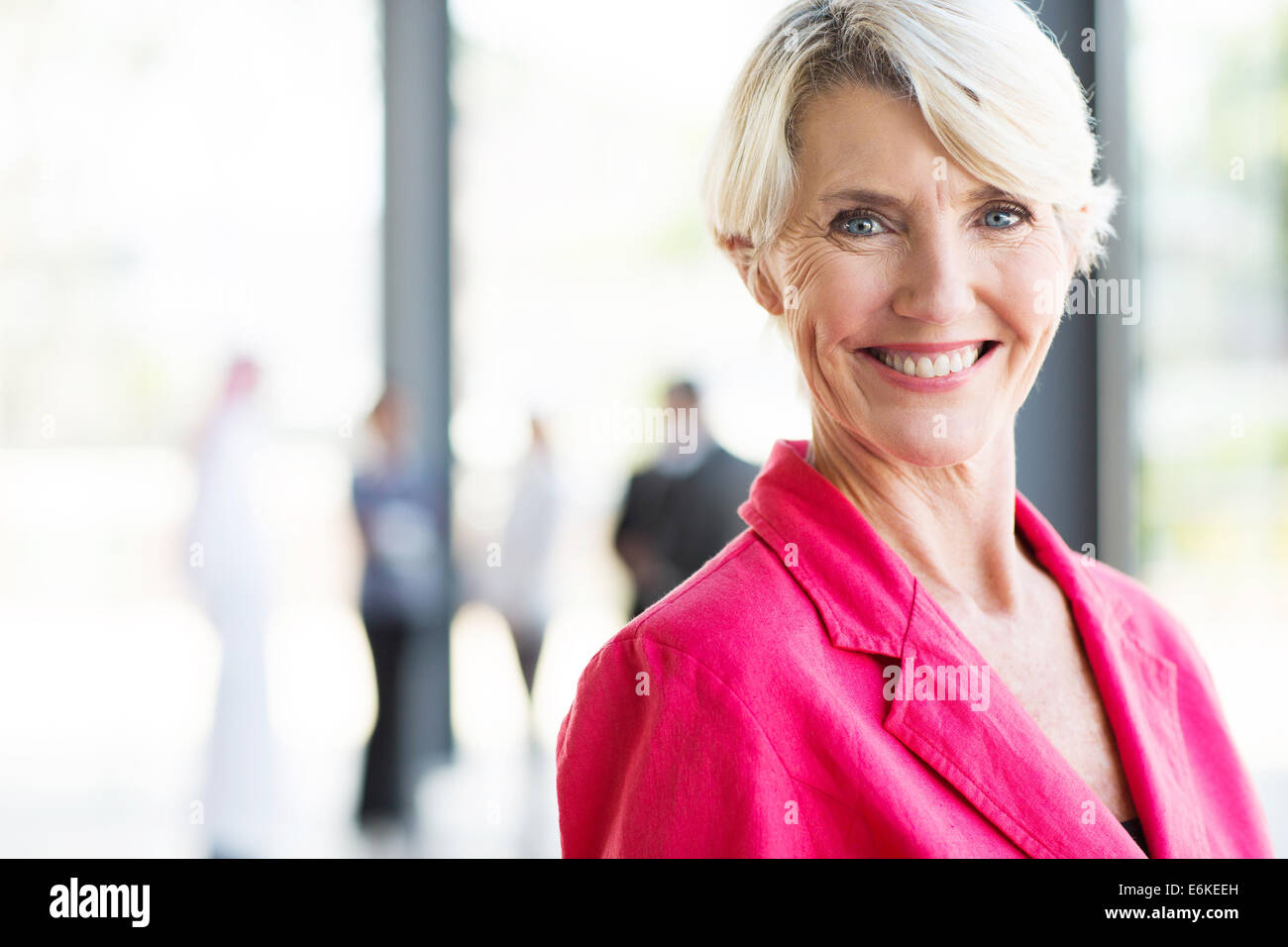 Middle aged businesspeople hi-res stock photography and images - Alamy