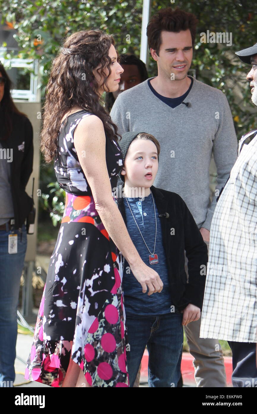 Celebrities appear on 'Extra' Featuring: Minnie Driver,David Walton ...