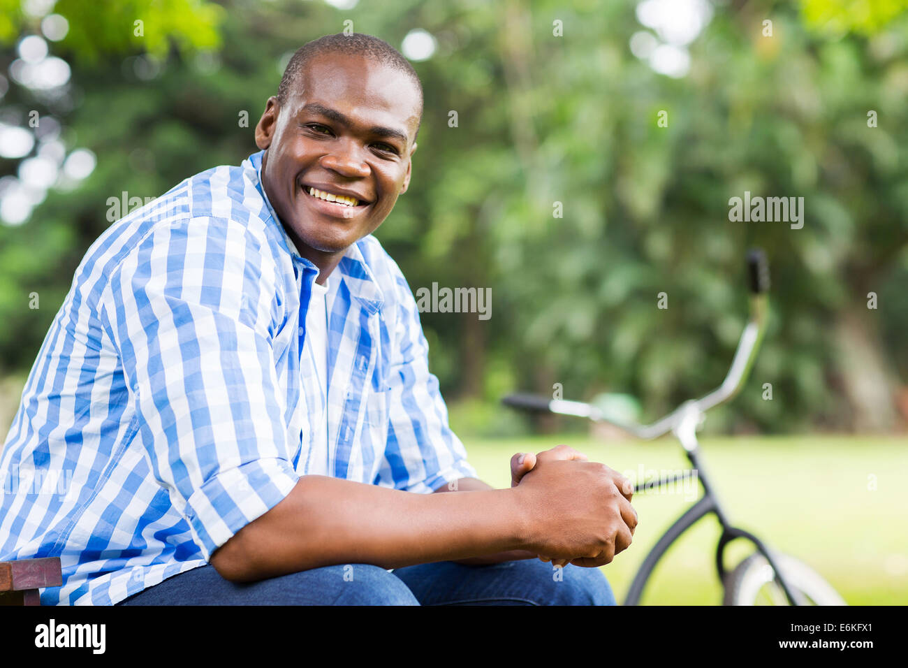 Happy elegant black african man hi-res stock photography and images - Alamy