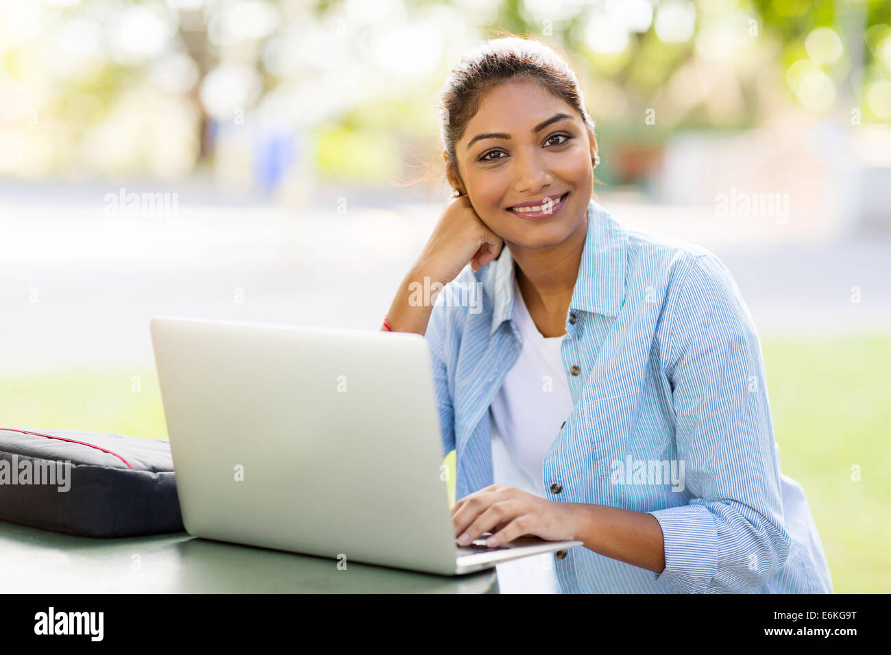 Indian student with laptop hi-res stock photography and images - Alamy