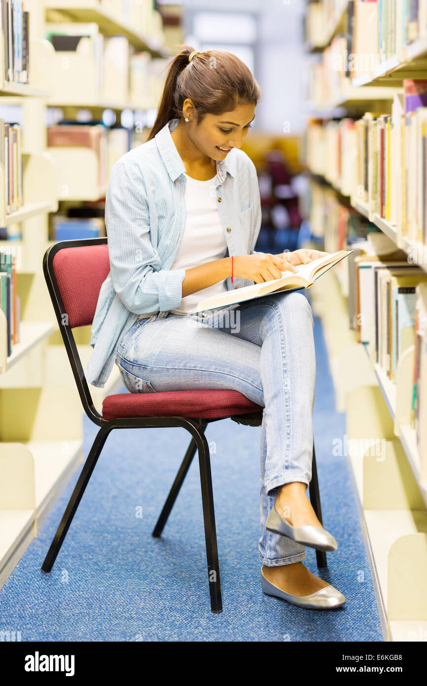 Indian library hi-res stock photography and images - Alamy