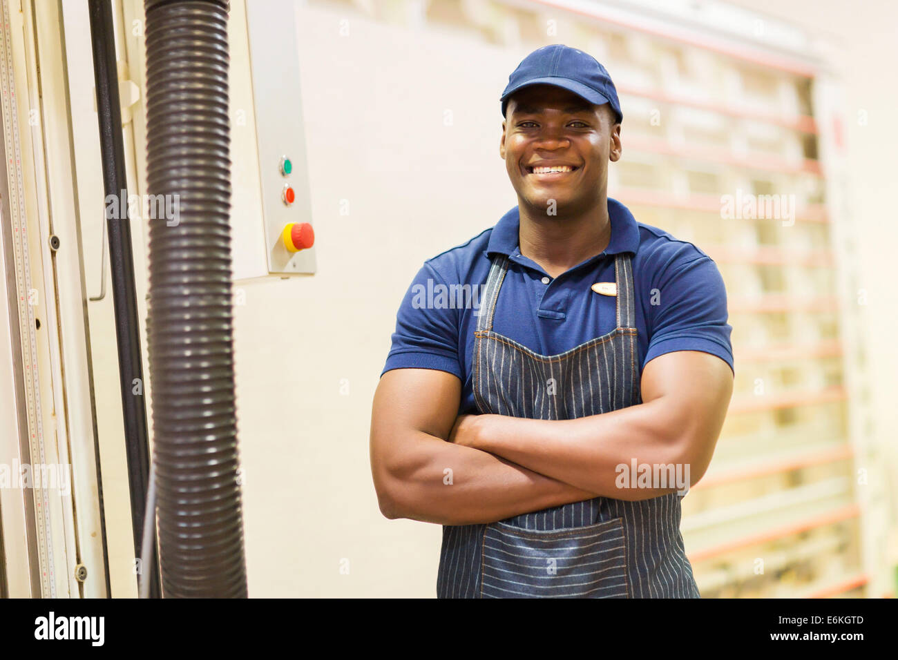 African carpenter workshop hi-res stock photography and images - Alamy