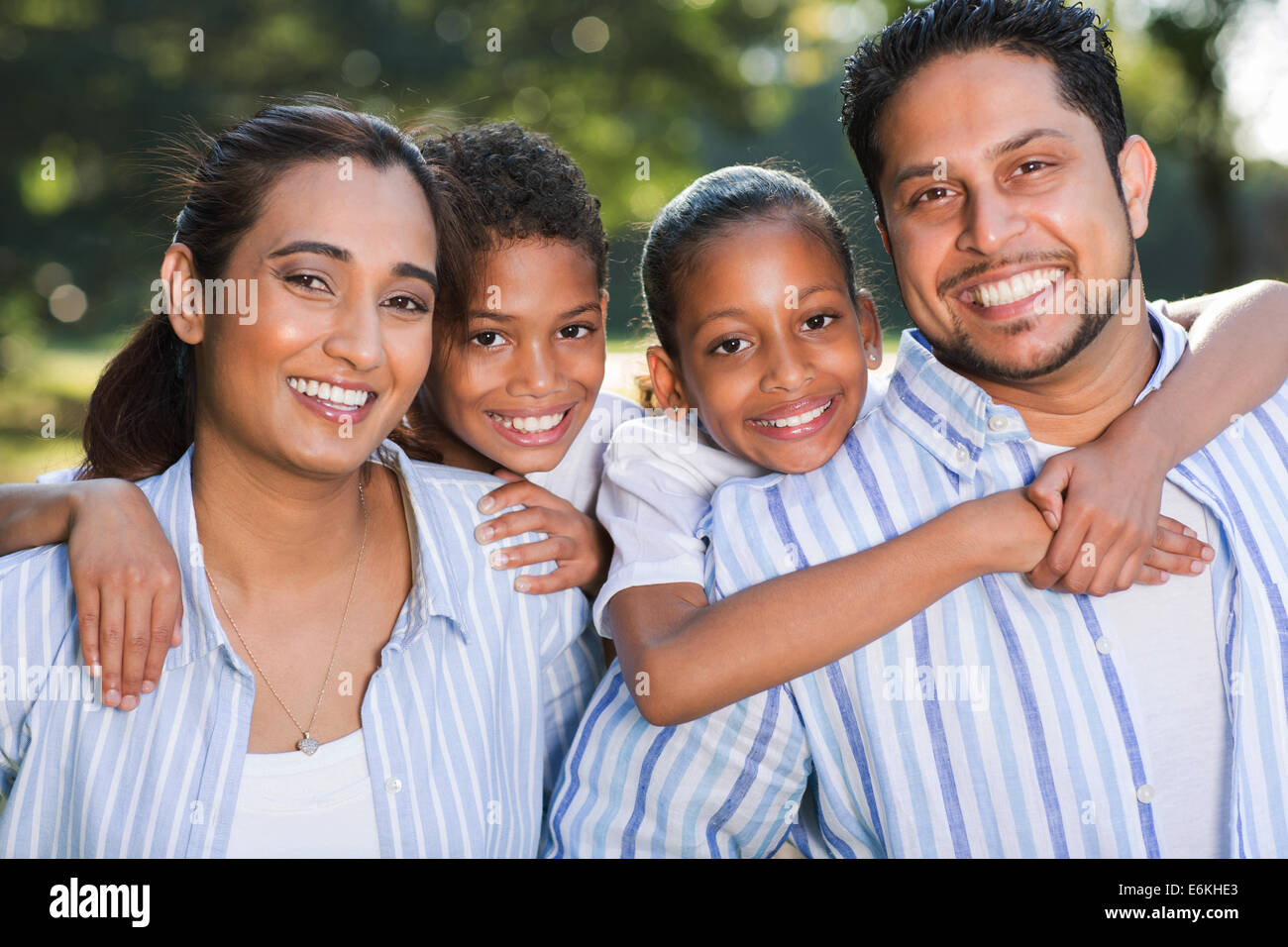 Indian family portrait hi-res stock photography and images - Alamy