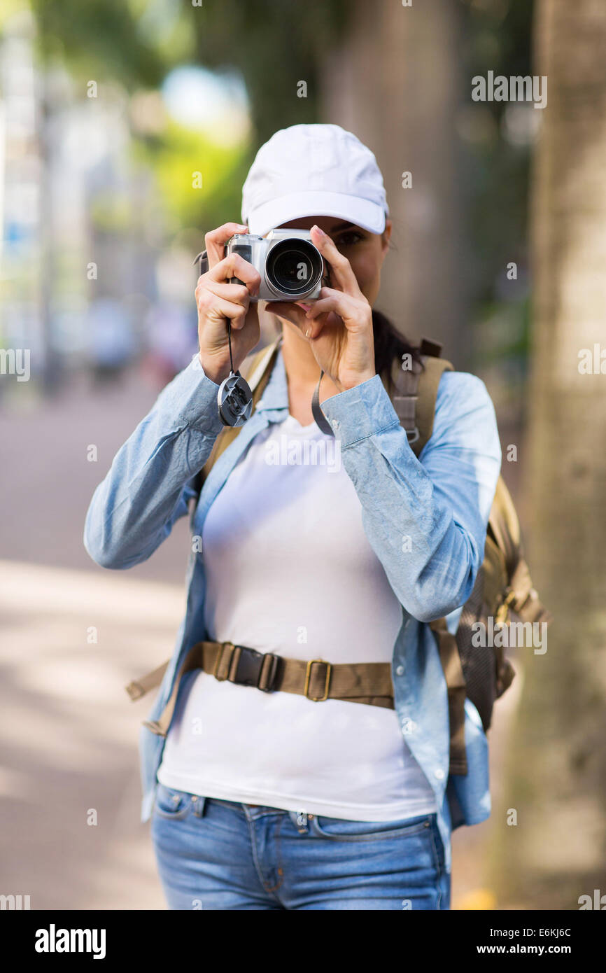 tourist taking sightseeing photos in downtown Stock Photo - Alamy