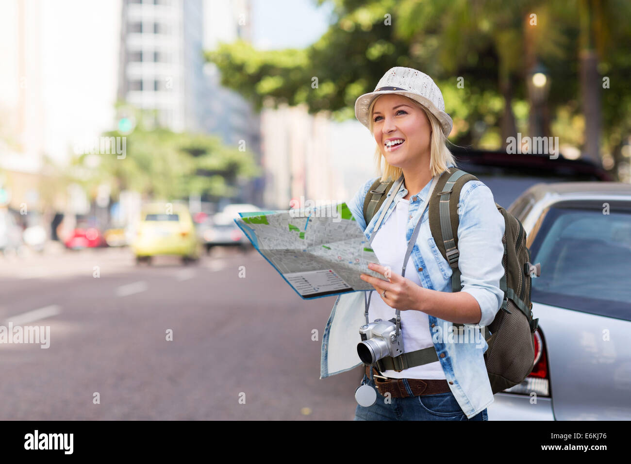 Street standing tourist hi-res stock photography and images - Alamy
