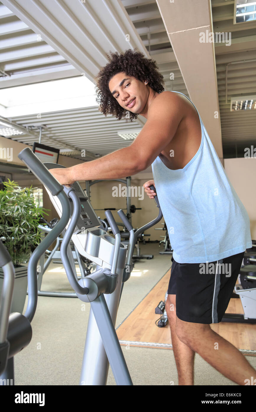 Gym man exercises hi-res stock photography and images - Alamy