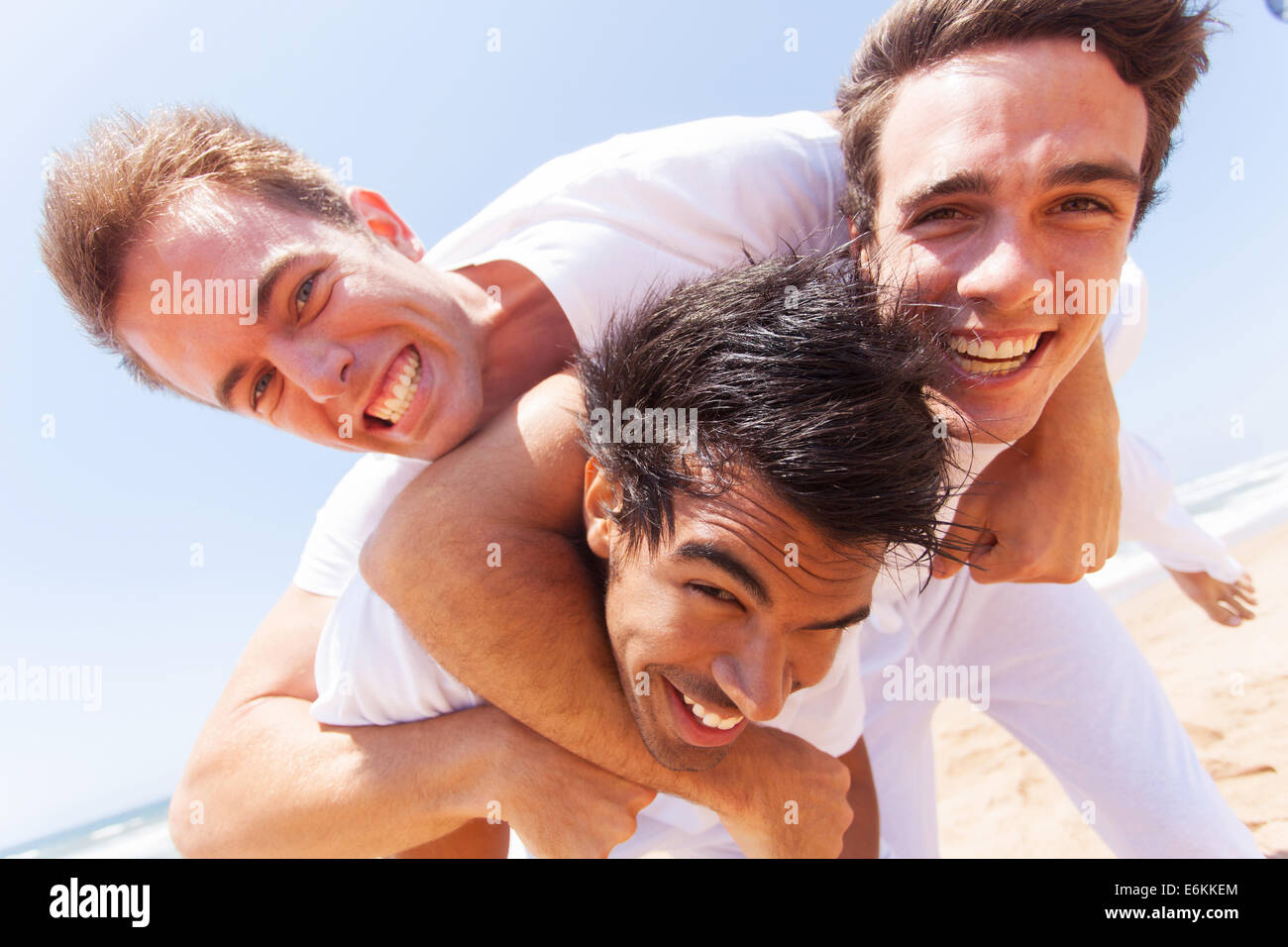 Friends Beach Diversity Stock Photos & Friends Beach Diversity Stock ...