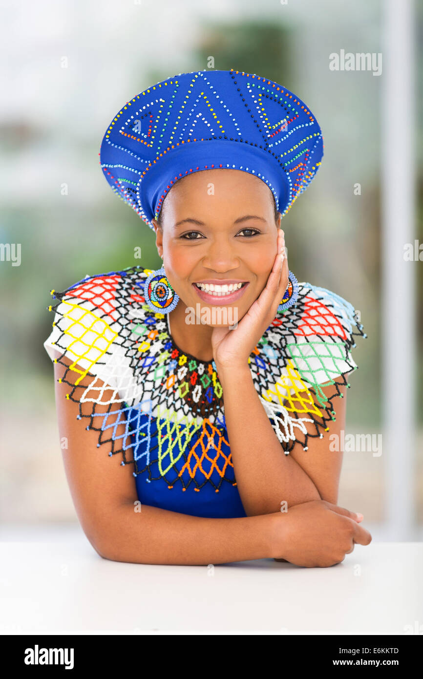 Zulu traditional attire for woman hi-res stock photography and images ...