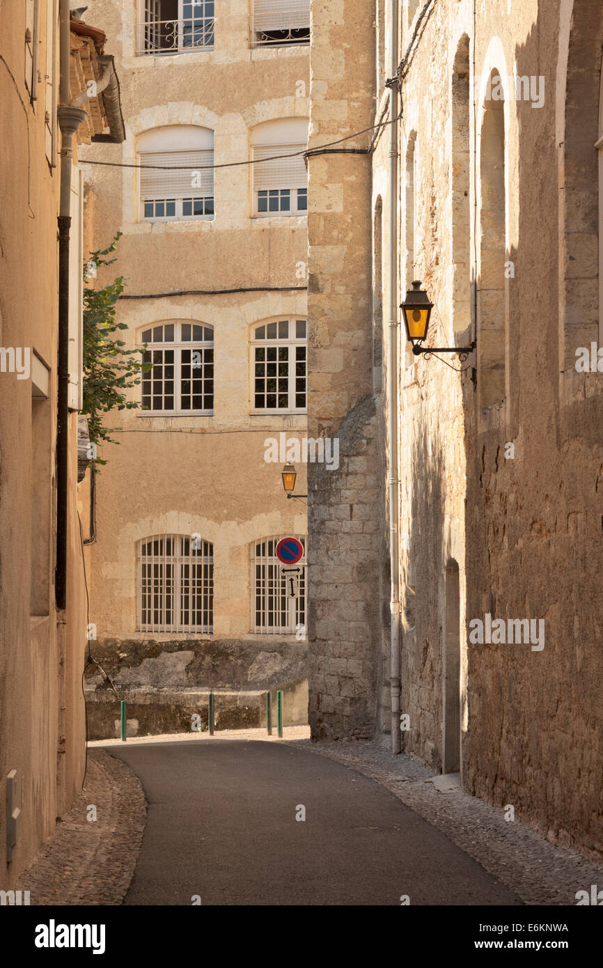 Medieval street lamp hi-res stock photography and images - Alamy