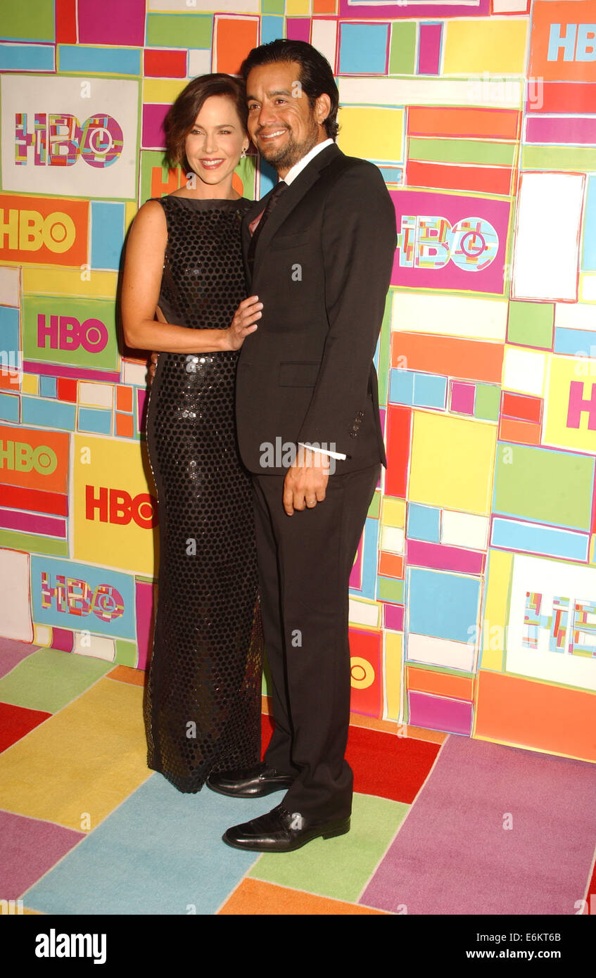 Hollywood, California, USA. 25th Aug, 2014. Julie Benz & Husband attend ...
