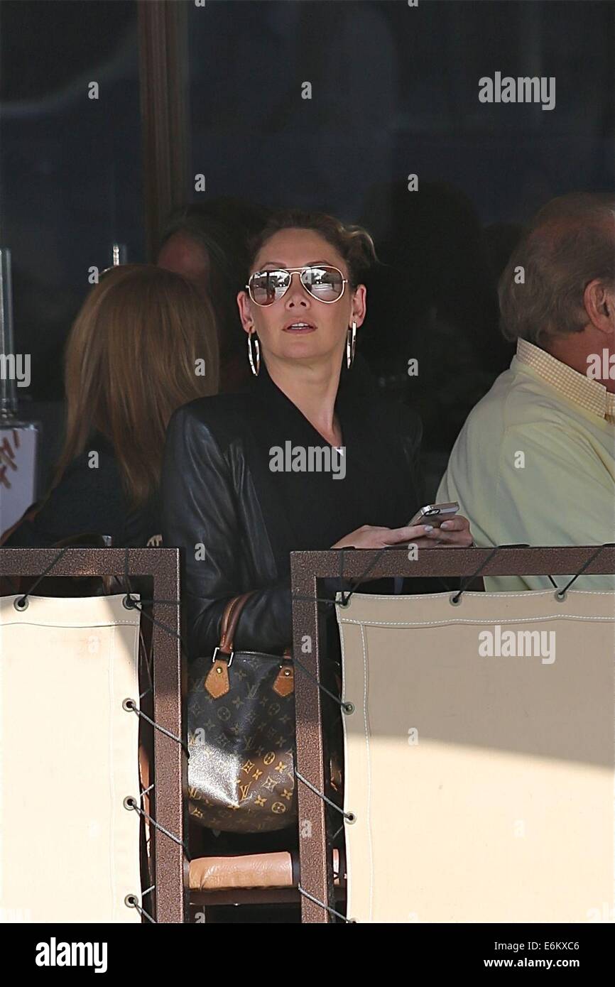 Peta Murgatroyd out to lunch at Il Pastaio restaurant Featuring: Peta ...