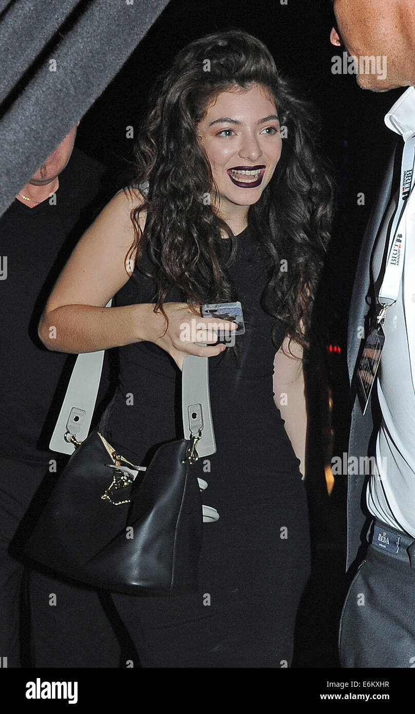 Lorde leaving The Box nightclub in Soho at 4am after winning her first ...