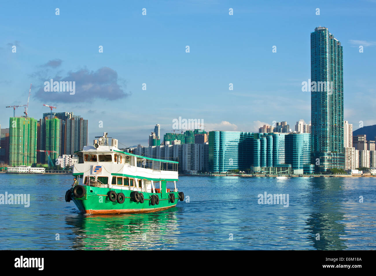 North point ferry pier hi-res stock photography and images - Alamy