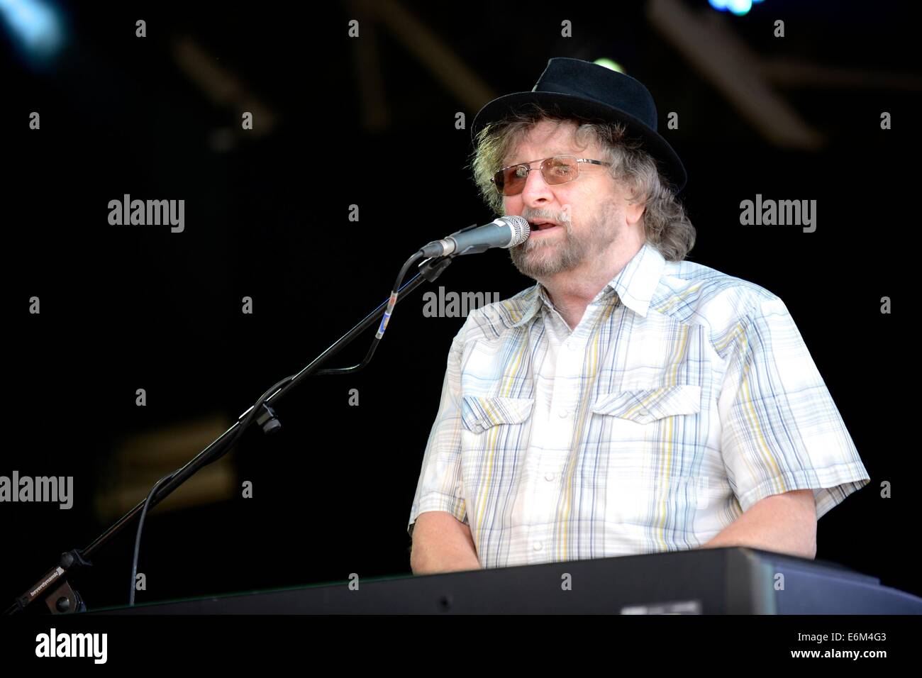 Chas and dave hi-res stock photography and images - Alamy