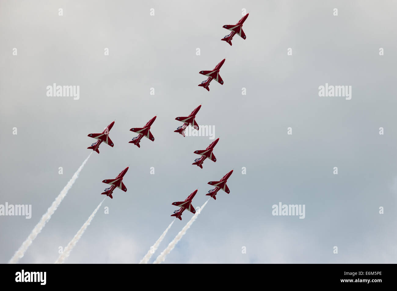 The Royal Air Force display team the Red Arrows, Dawlish Air Show Stock ...