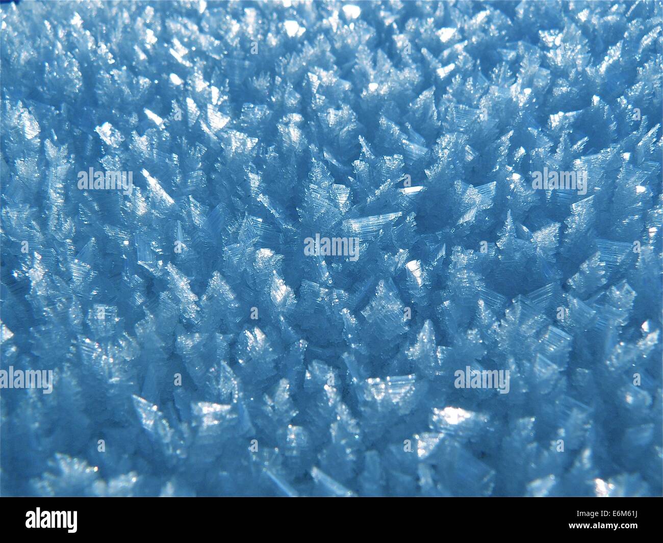 eiskristalle ice winter hardest crystals Stock Photo - Alamy