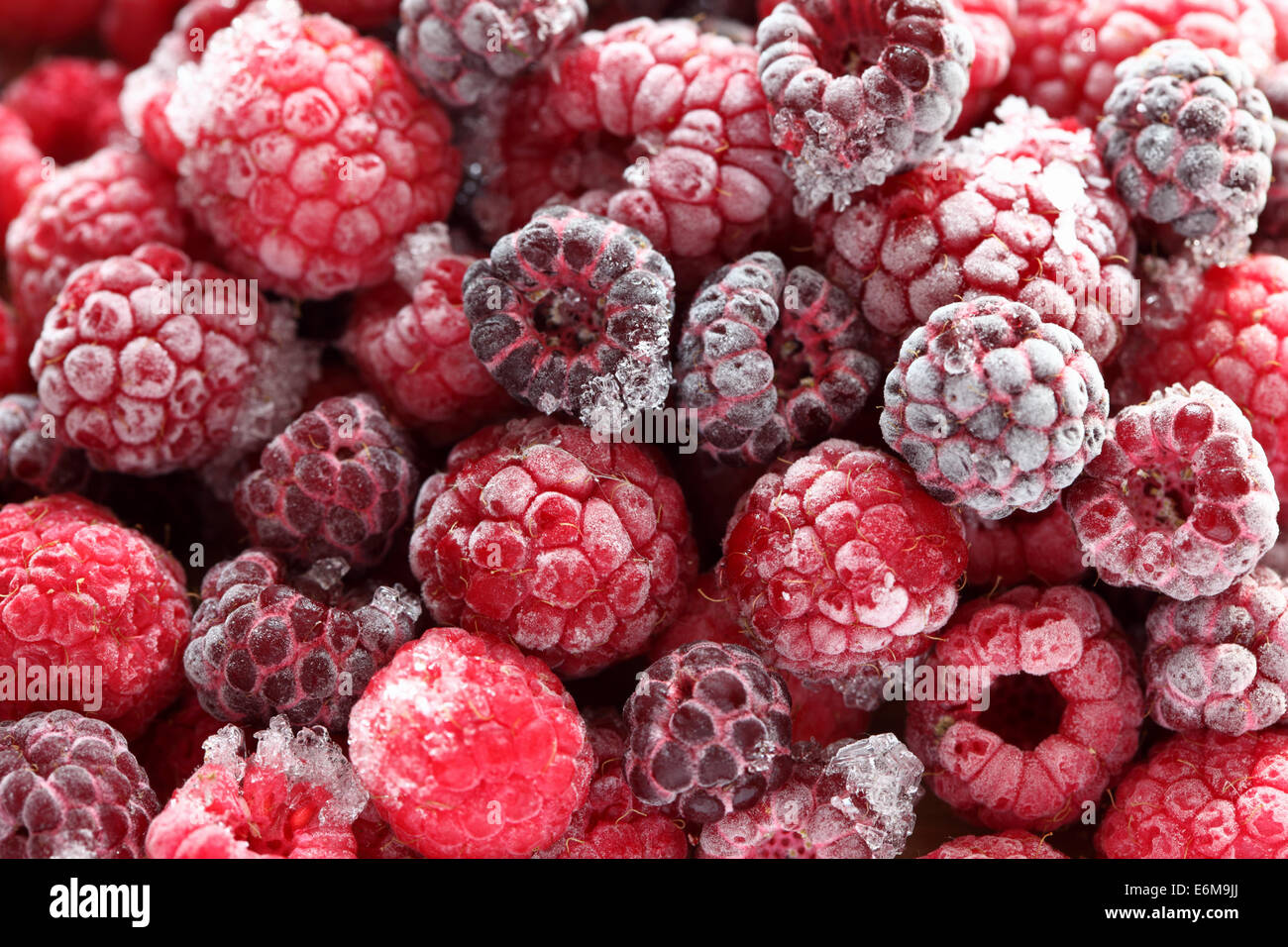 Frozen raspberries hi-res stock photography and images - Alamy