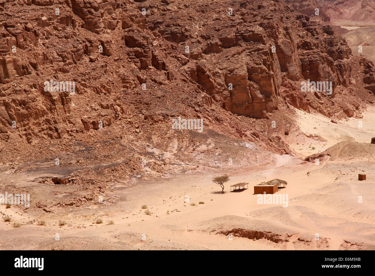 Red canyon excursion hi-res stock photography and images - Alamy