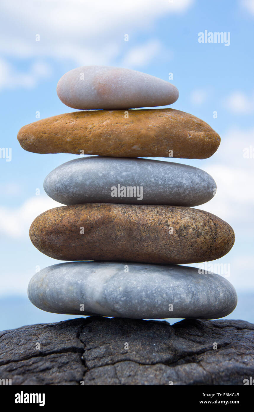 Pebble stone tower at the beach hi-res stock photography and images - Alamy
