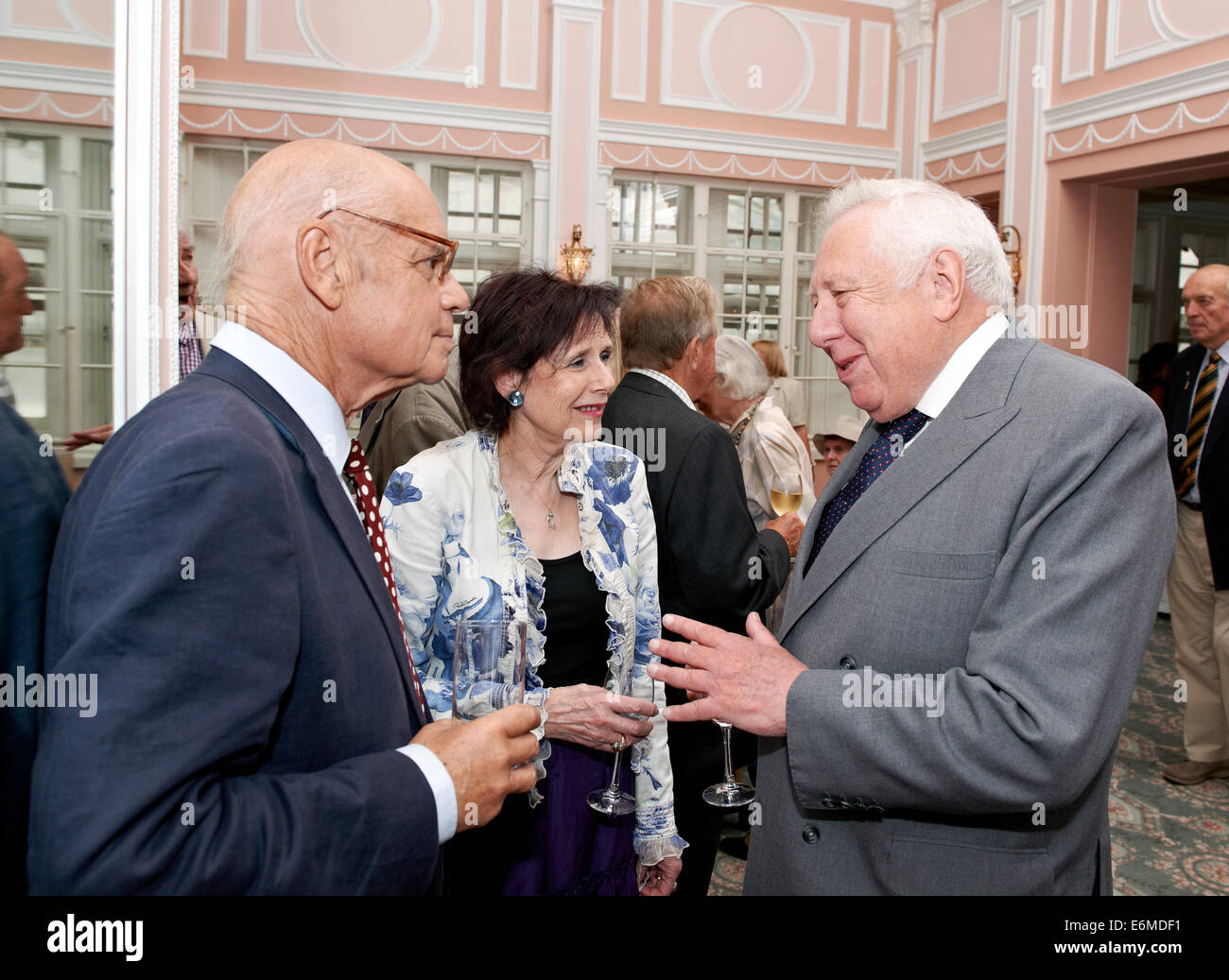 Simon hoggart hi-res stock photography and images - Alamy