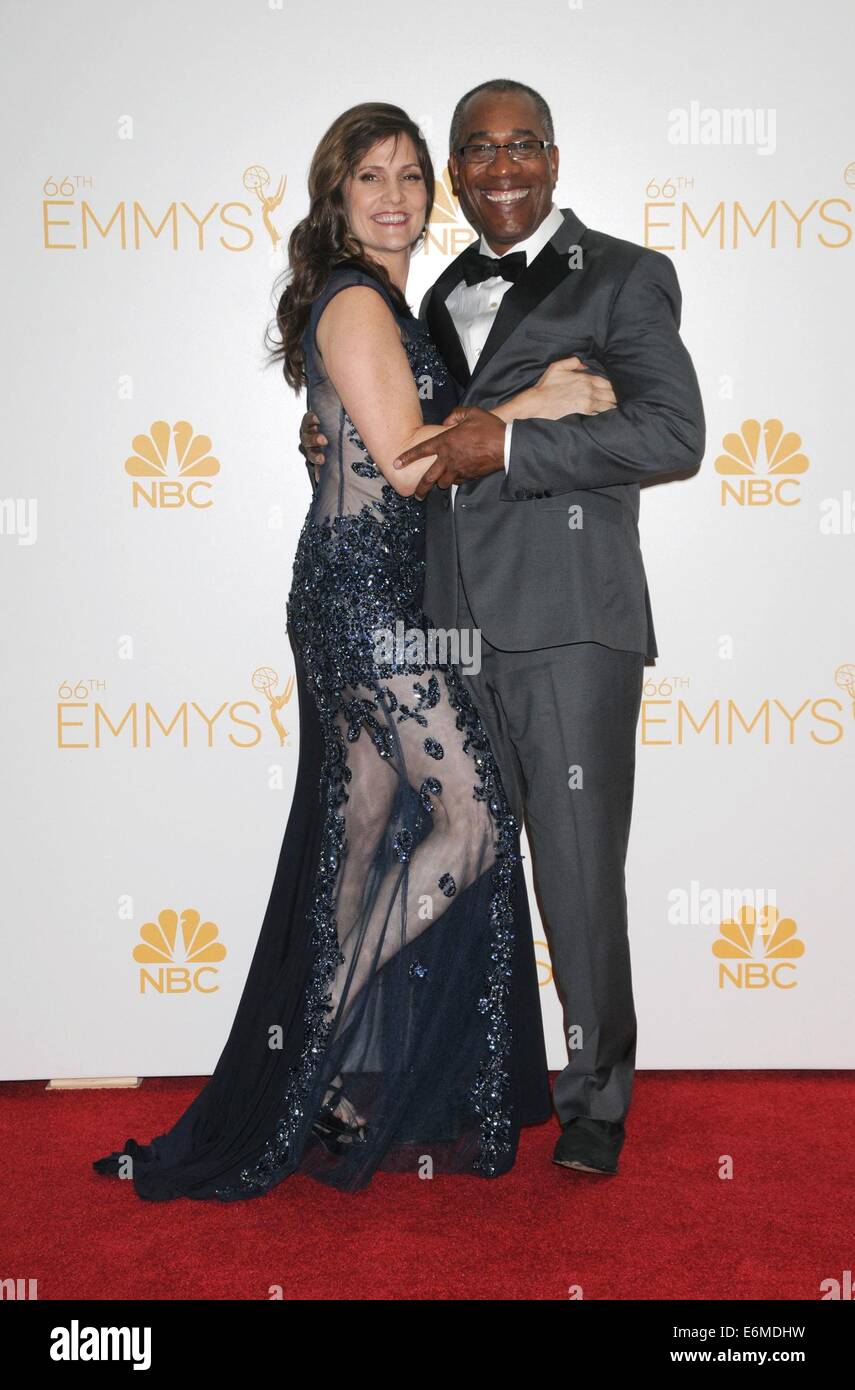 Nora chavooshian hi-res stock photography and images - Alamy